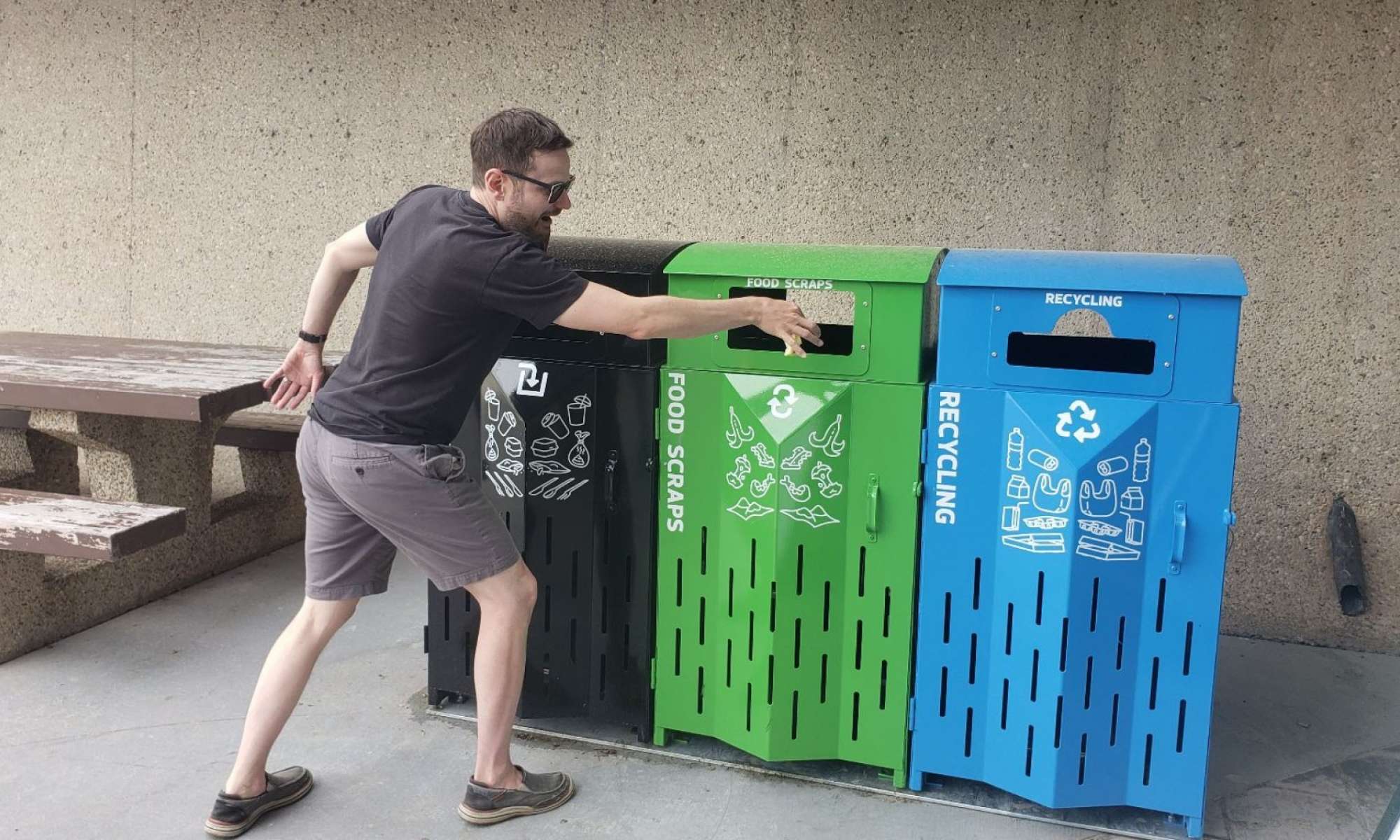 Waste Sorting in Edmonton - edmonton.name