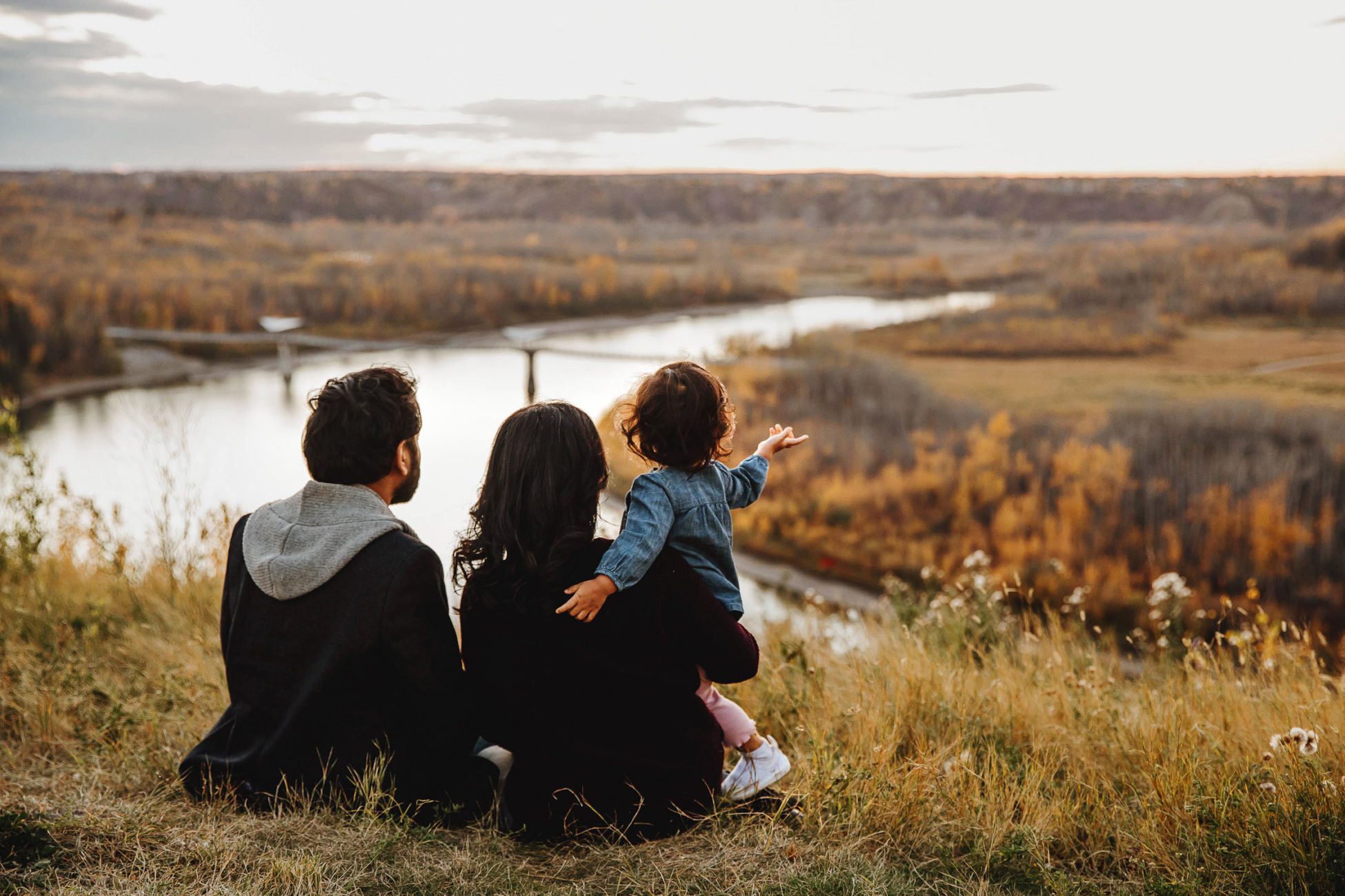 Top Places in Edmonton’s Suburbs Worth Visiting - edmonton.name